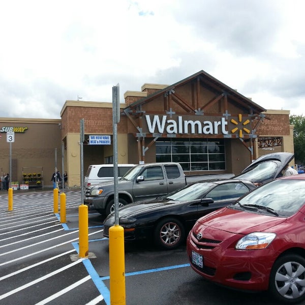 Walmart - Happy Valley, OR