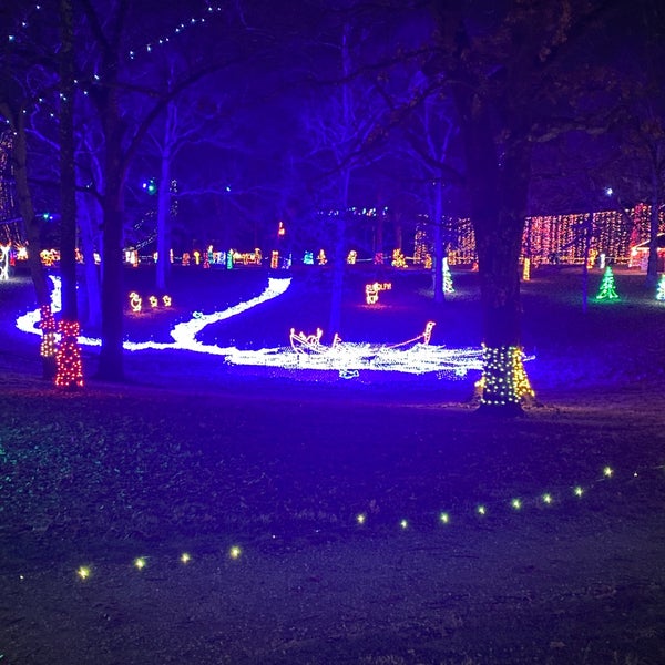 Tilles County Park - Park in Saint Louis