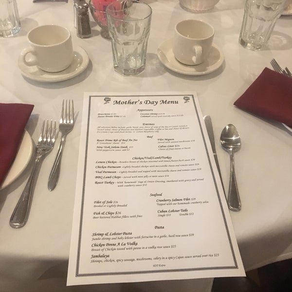 Canadiana Restaurant & Banquet Hall - 5230 Dundas St W