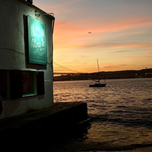 Atira-te ao rio - Almada, Lisboa