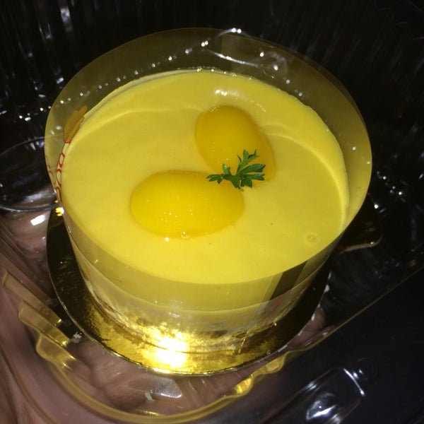 Moos Cakes - Bakery in Fremont
