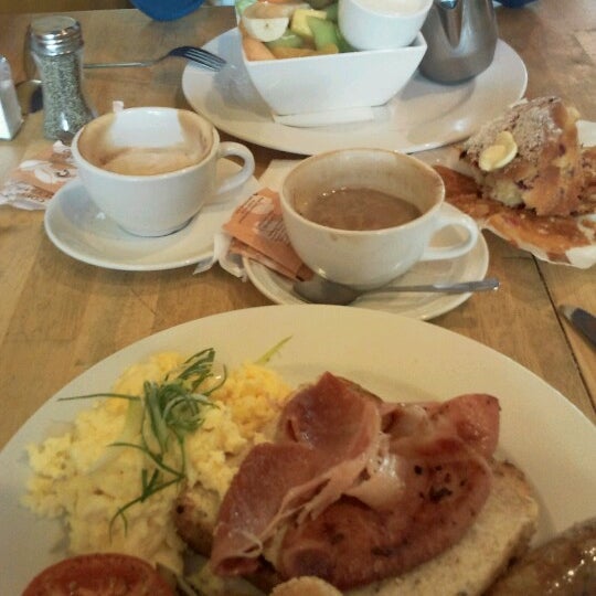 Fat Dog Cafe - Café in Rotorua