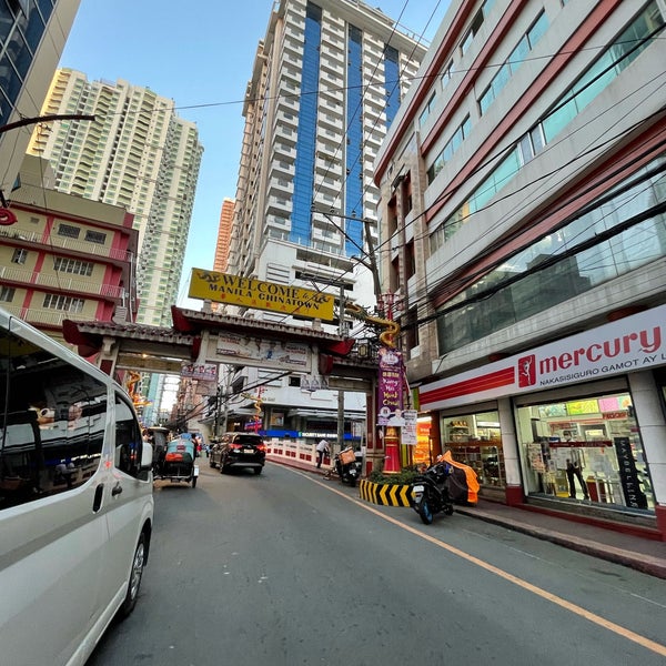 Ongpin Street - Chinatown - 1 tip from 1015 visitors