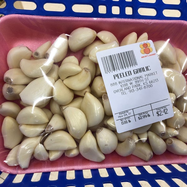 888 International Market - Grocery Store