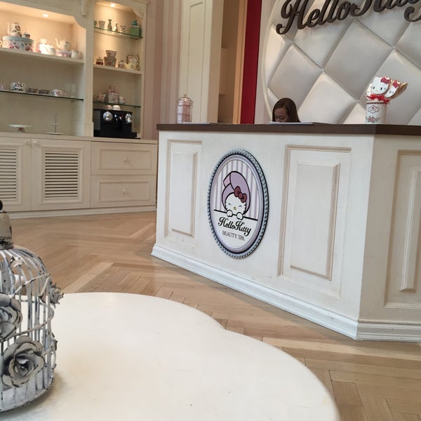 Hello Kitty Spa