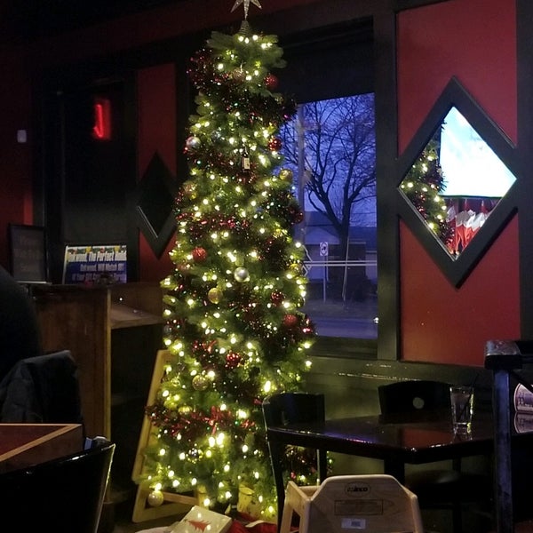 The Oakwood Bar & Grill - 17621 Oakwood Blvd