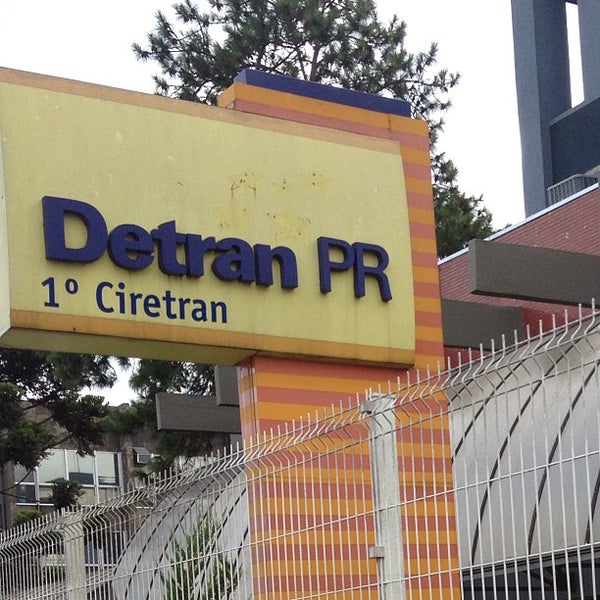 DETRAN/PR - Departamento de Trânsito do Paraná - Government Building in ...