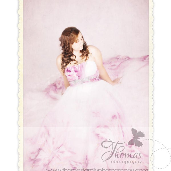 Thomas Portrait Studio - Photography Lab