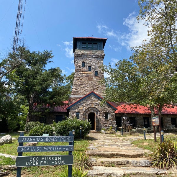 Mt Cheaha Observation Tower - Scenic Lookout