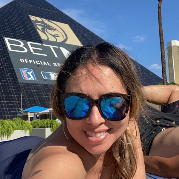 Photos at Luxor Oasis Pool Bar - Hotel Bar