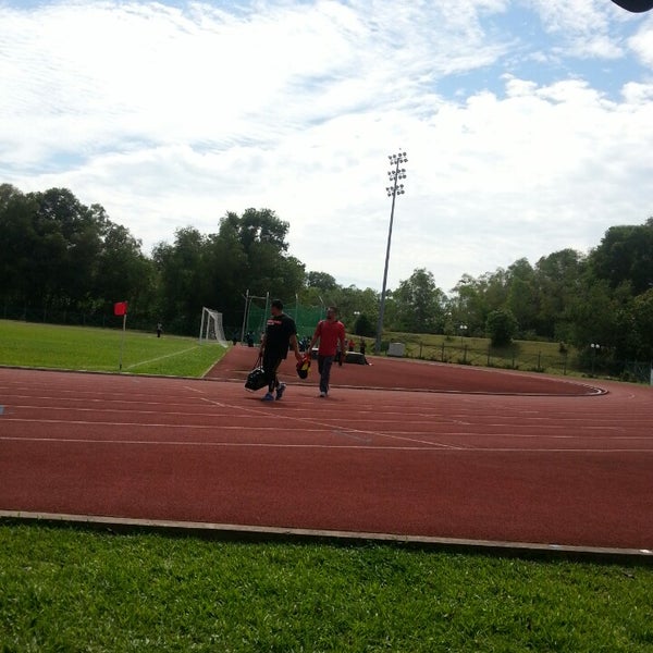 Kompleks padang dan Belapan - Bandar Seri Begawan, Brunei and Muara ...