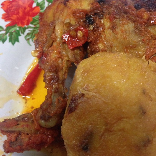 Restoran Putra Minang - Indonesian Restaurant in Jakarta Selatan