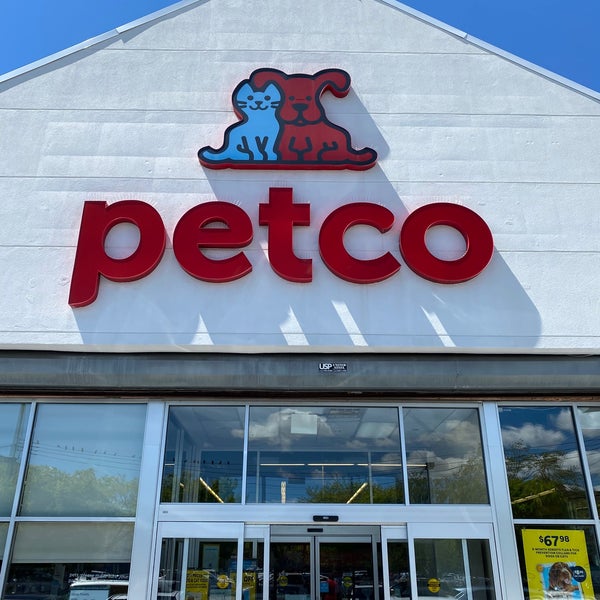 Petco Store Front
