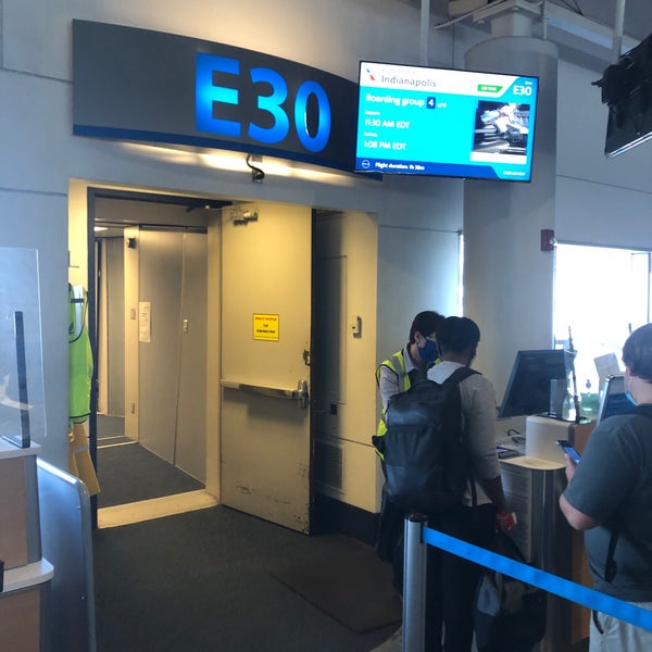Photos at Gate E30 - 3 tips from 912 visitors