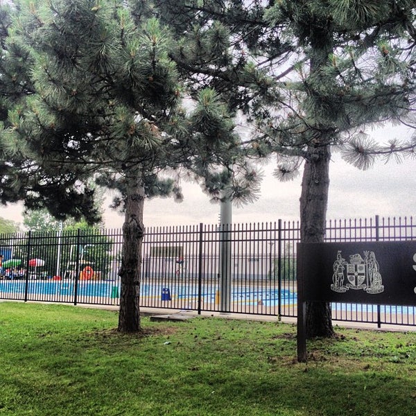 Photos at Sunnyside Gus Ryder Pool - 3 tips