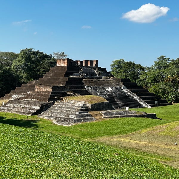 Zona Arqueologica Y Museo De Sitio De Comalcalco - 20 tips from 614 ...