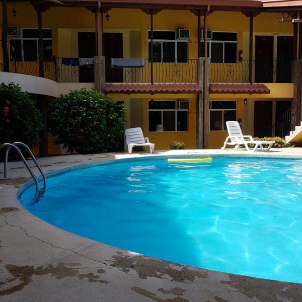 Hotel Isolina Beach - Hotel in Potrero