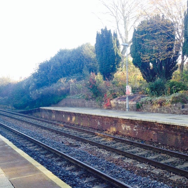 Yatton Railway Station (YAT) - Rail Station