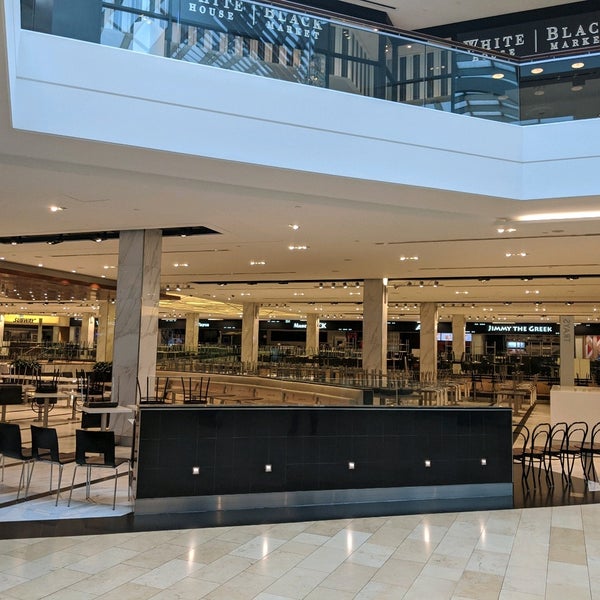 Square One Food Central - Food Court in City Centre