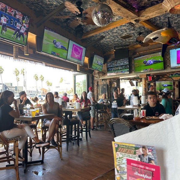Baja Sharkeez - Newport Pier - Newport Beach, CA