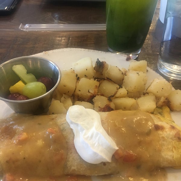 First Watch - Breakfast Spot