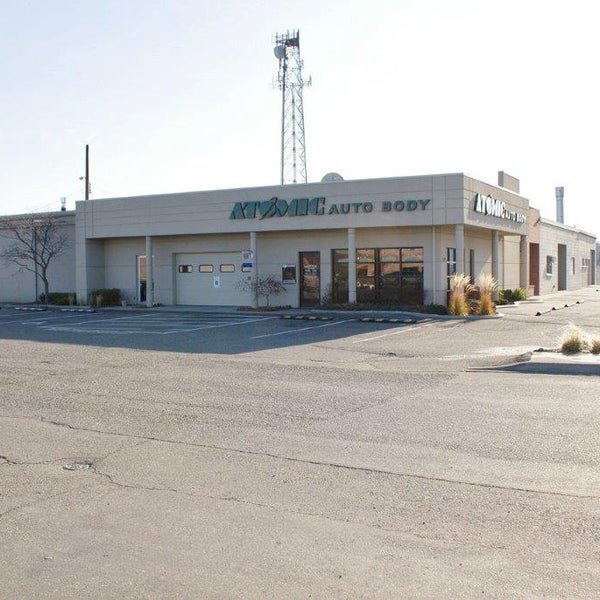 Atomic Auto Body - 520 Wellsian Way
