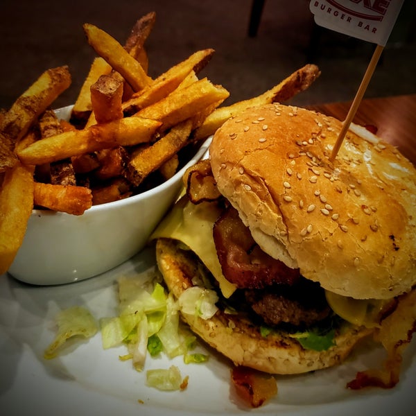 Luxe Burger Bar Springfield (Now Closed) - South End - 1200 W. Columbus Ave