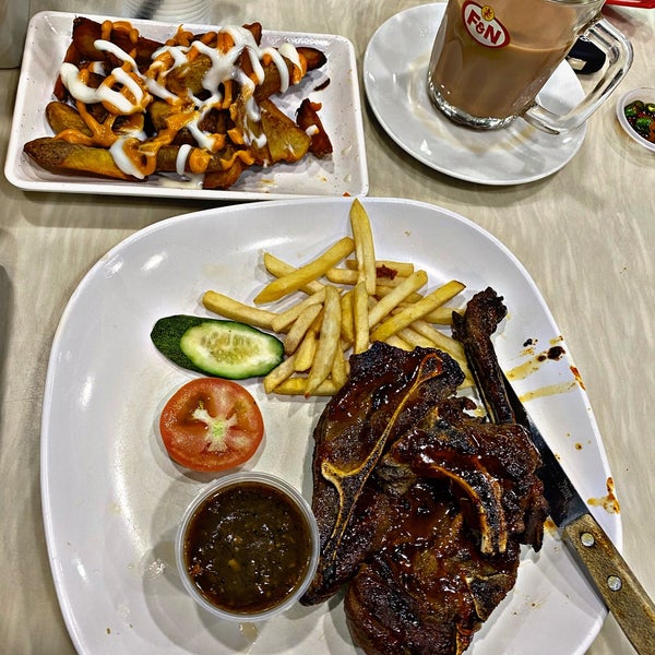 Uncle Chua Signature - Café in Kuala Terengganu