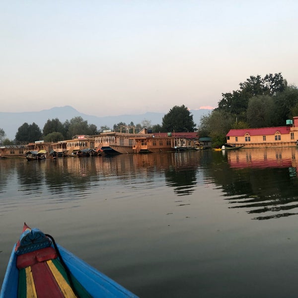 Nigeen Lake - Nigeen