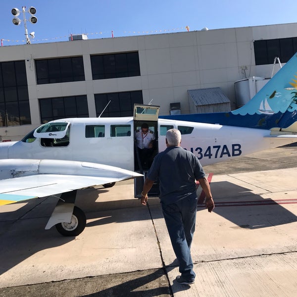 Air Sunshine Check-in - Airport Ticket Counter in Carolina
