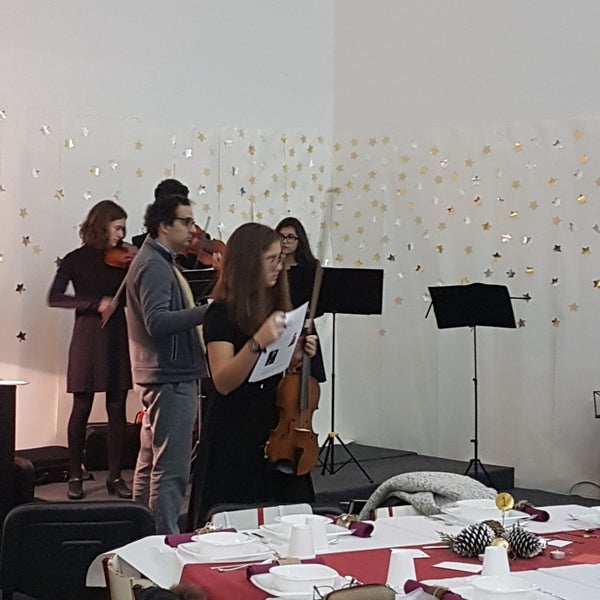 Escola Seomara Da Costa Primo - Education in Amadora