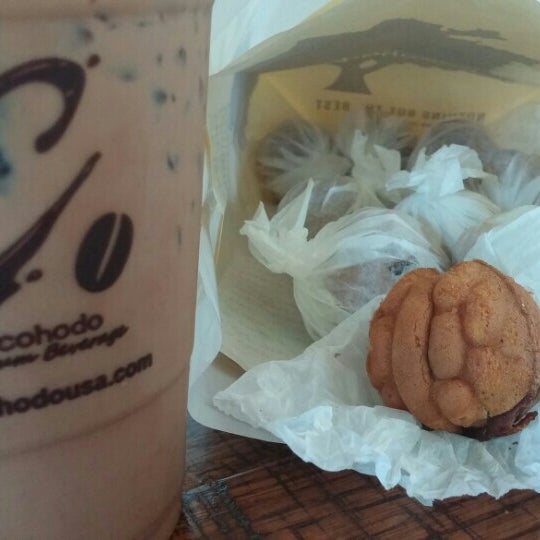 Cocohodo Walnut Pastry - Café in Torrance