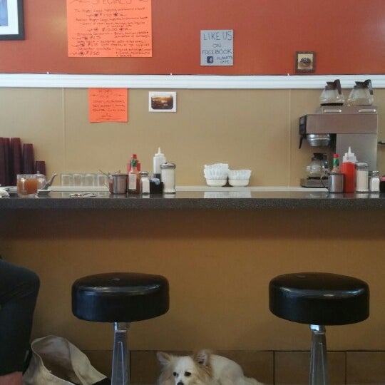 Albert's Cafe - Breakfast Spot in West End