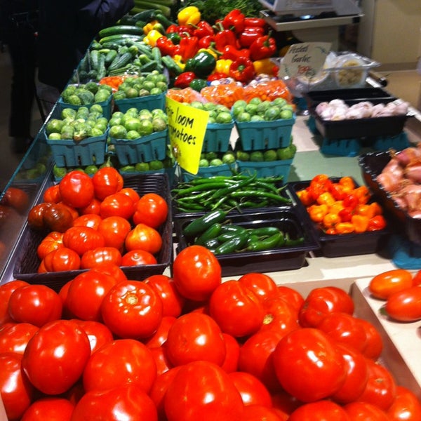 Dutch Country Farmer's Market - Farmers Market in Laurel