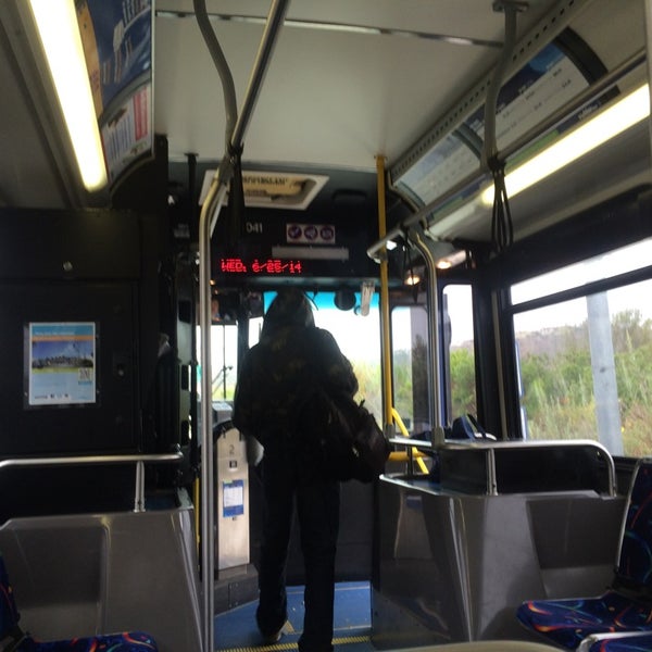 Photos at Santa Monica Big Blue Bus Line 3 Rapid - Santa Monica, CA