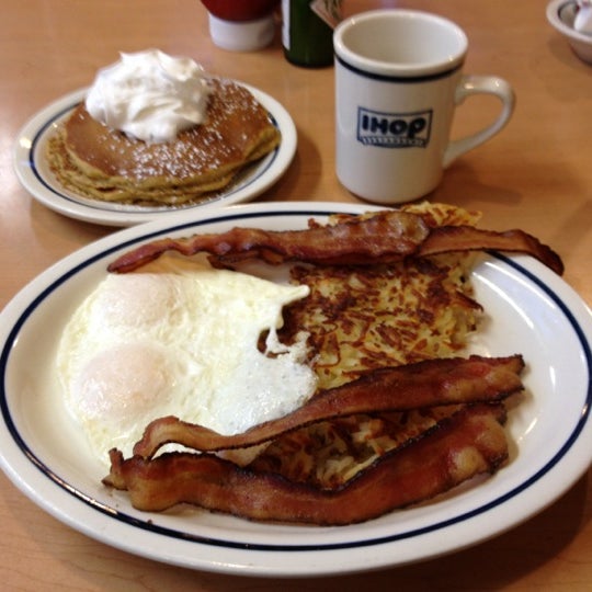IHOP - Breakfast Spot in Crossroads