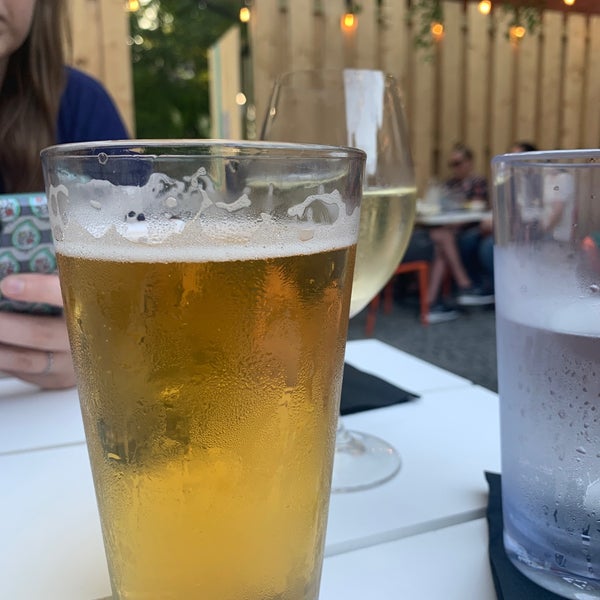 Vee Vee - 29 tips from 642 visitors