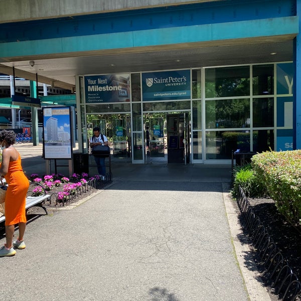 Photos at Newport PATH Station - Metro Station in Jersey City