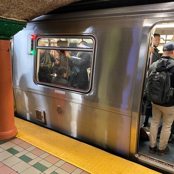 Photos at Newport PATH Station - Metro Station in Jersey City