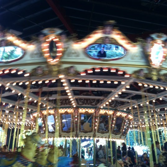 Illions Supreme Carousel - Attraction in Gilroy