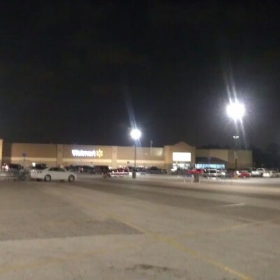 Walmart Supercenter - Northeast Houston - 21 tips