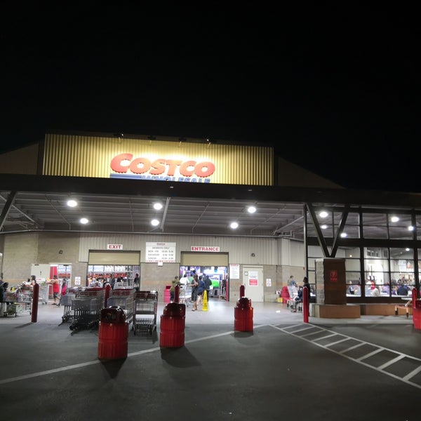 Costco Pizza & Food Court - 8 tips from 399 visitors