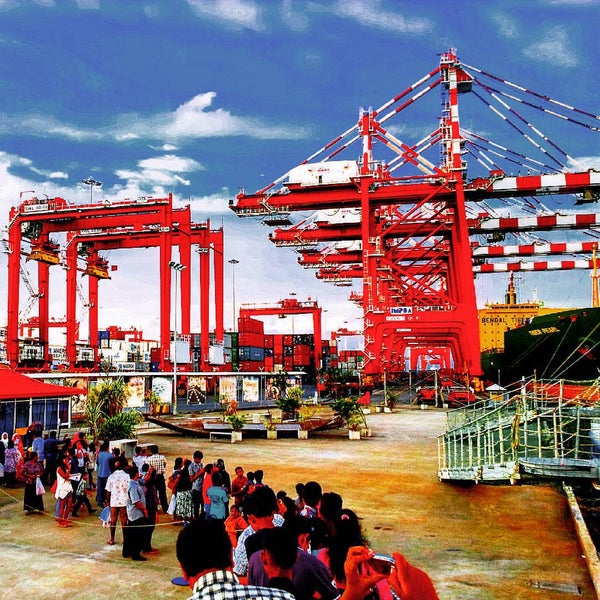 Colombo Harbour - 1 tip