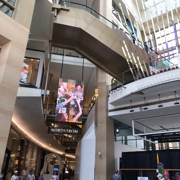 Photos at The Shops At North Bridge - Shopping Mall in Chicago