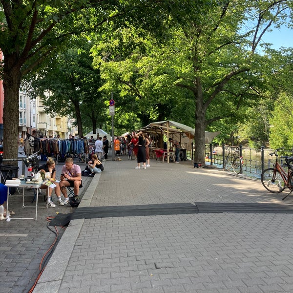 Wochenmarkt am Maybachufer - Farmers Market in Reuterkiez