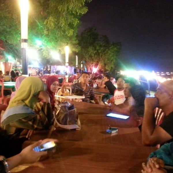 Pantai Jerejak Seafood Stall - Gelugor, Pulau Pinang