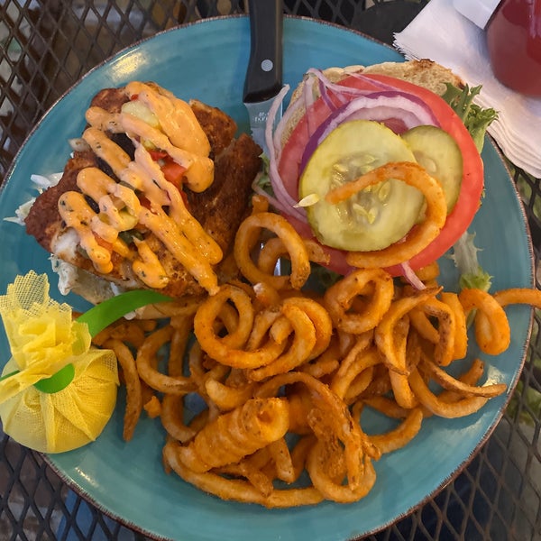 Cafe Karibo & Karibrew Brew Pub - 27 N 3rd St