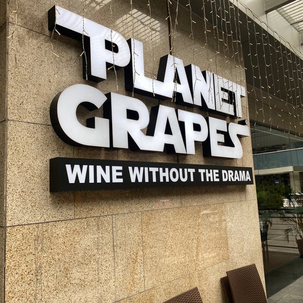 Planet Grapes - Mandaluyong District 1 - Shangri-La Plaza, EDSA