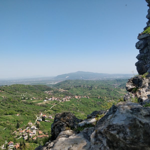 Stari grad Okić - Castle