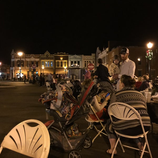 Photos at Downtown Lebanon Square - Lebanon, TN
